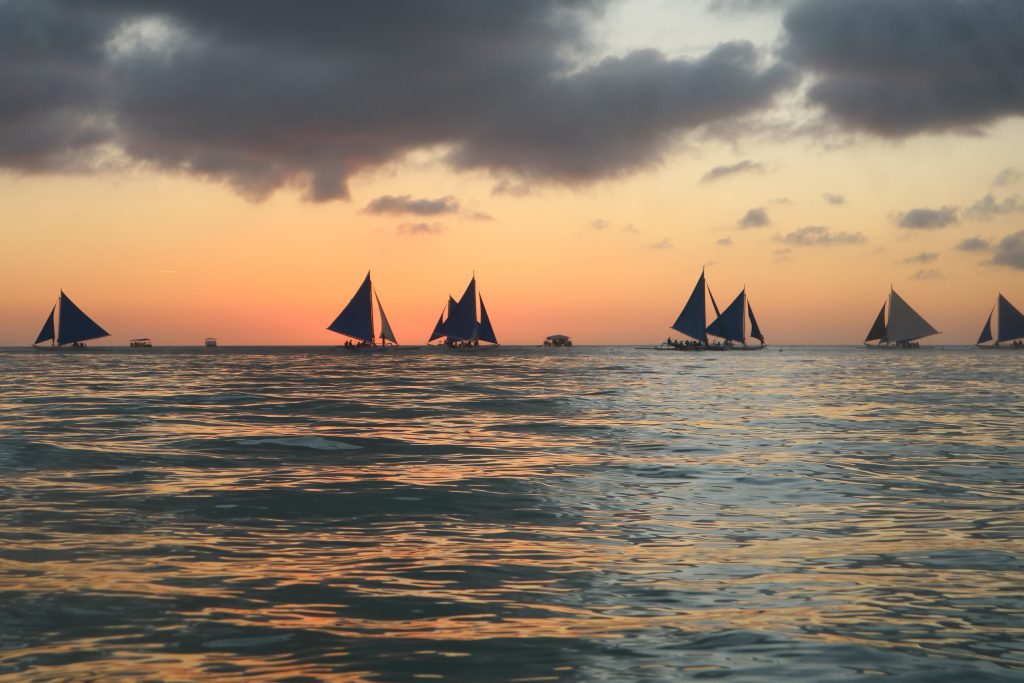 bora2 - Careers at RareJob