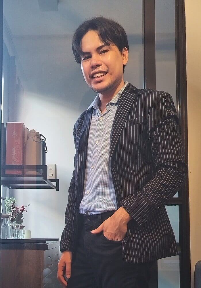 3 - Careers at RareJob